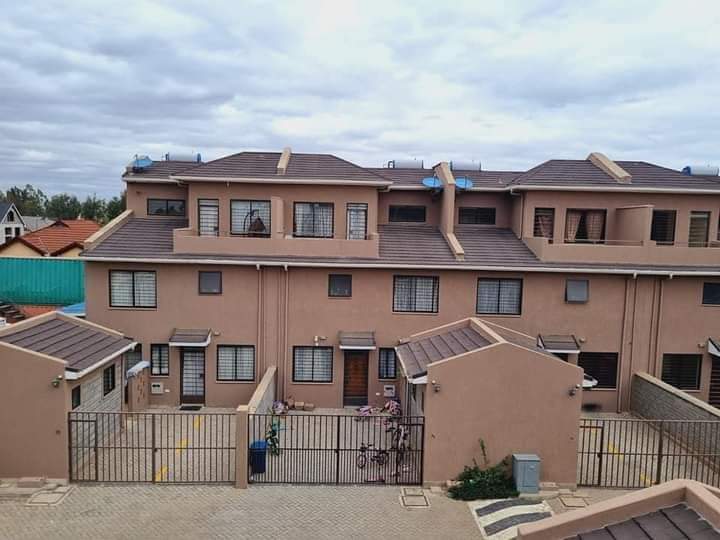 Houses For Sale in Nairobi, Kenya - Hauzisha