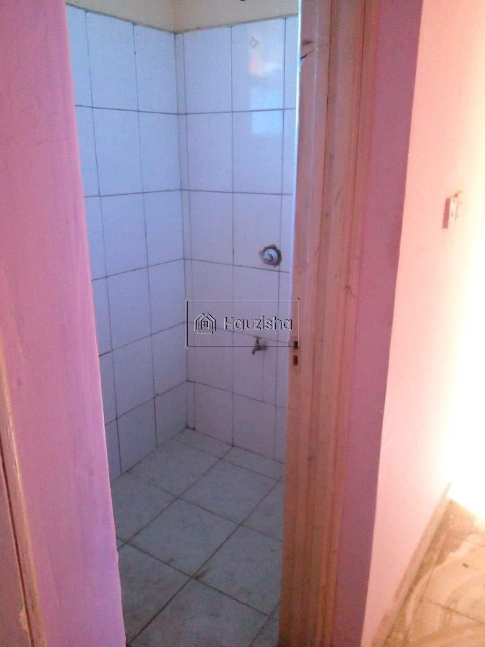 Unfurnished 1 bedroom for Rent in Mihango, Nairobi - Hauzisha
